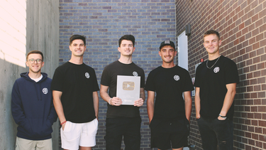 Studio Gek - Merchandise